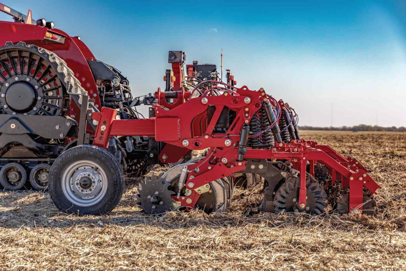 Case IH's New Nutri-Tiller Does More Than Just Build Berms - Tractor ...